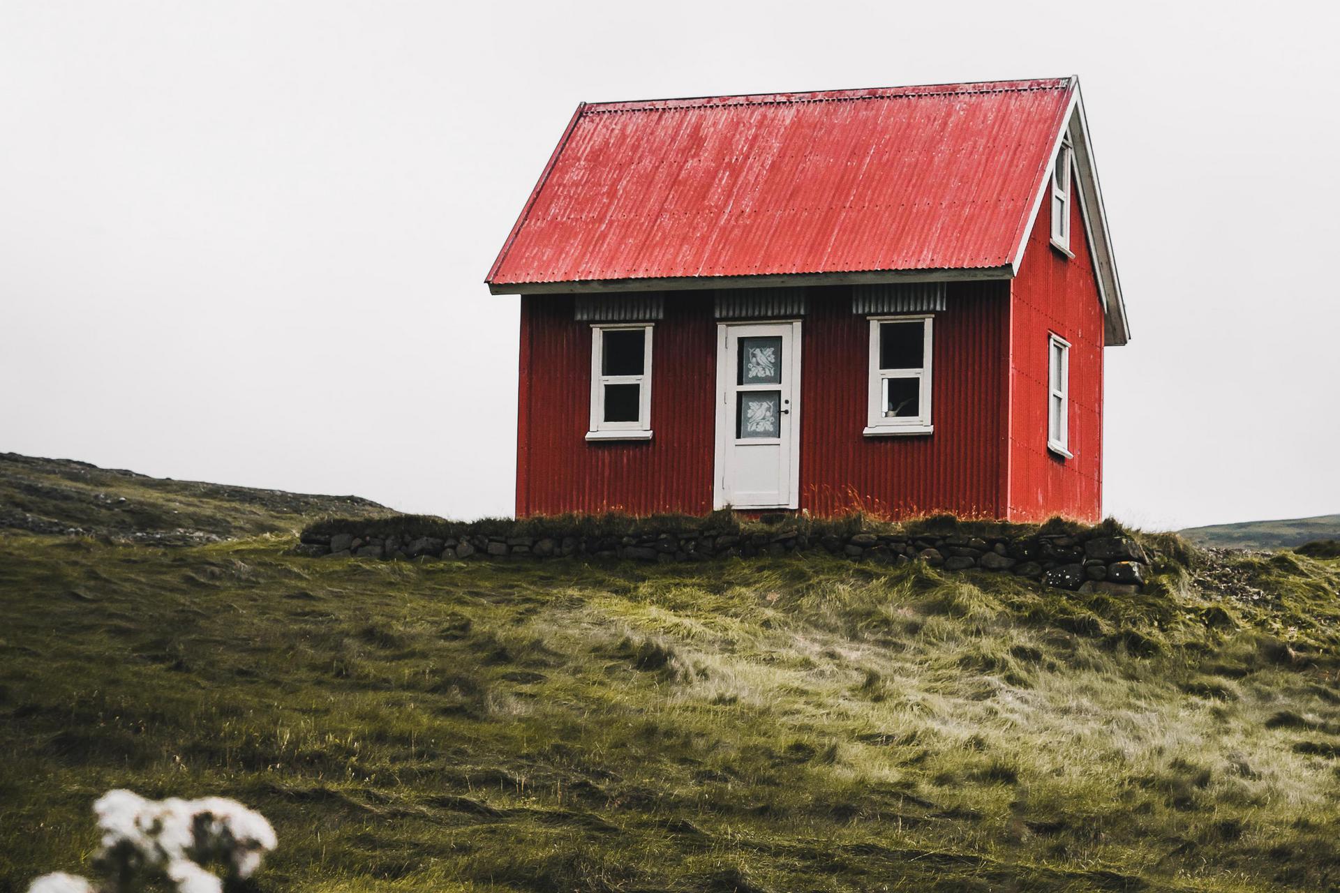 20 of the Most Beautiful Tiny Cabins